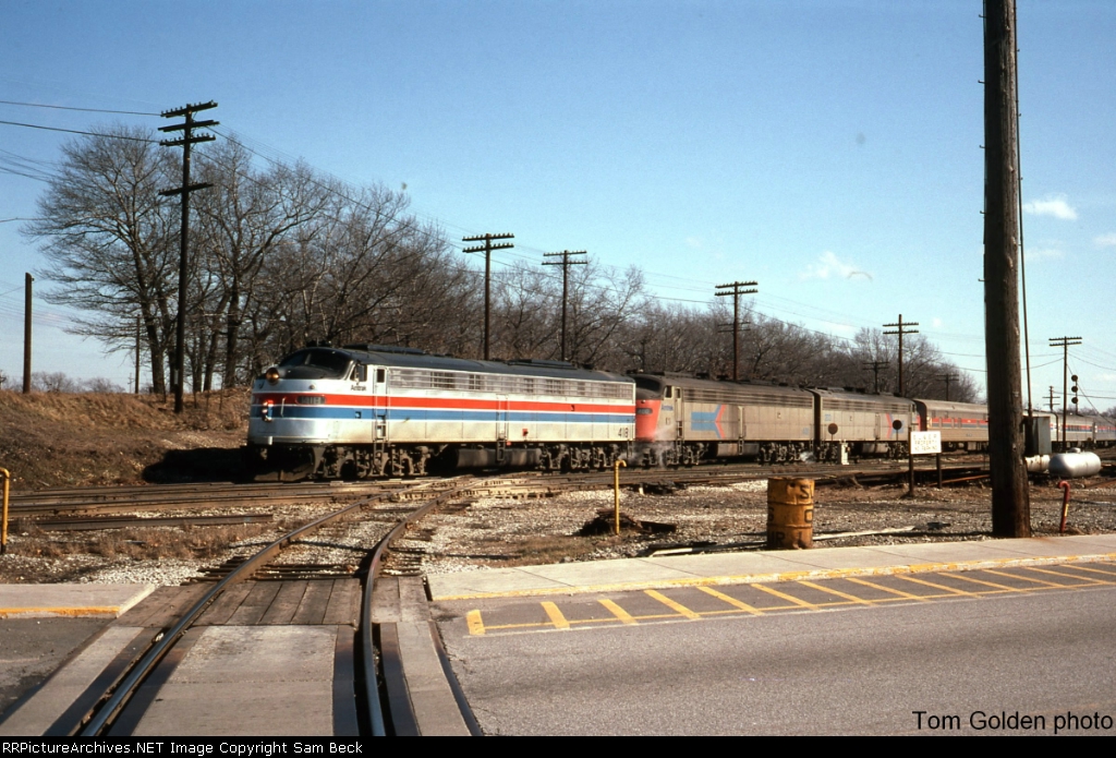 Northbound Amtrak on the Erie